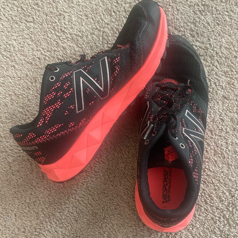 New Balance- Big Terrain - Black And Cyber Orange- Sn… - Gem